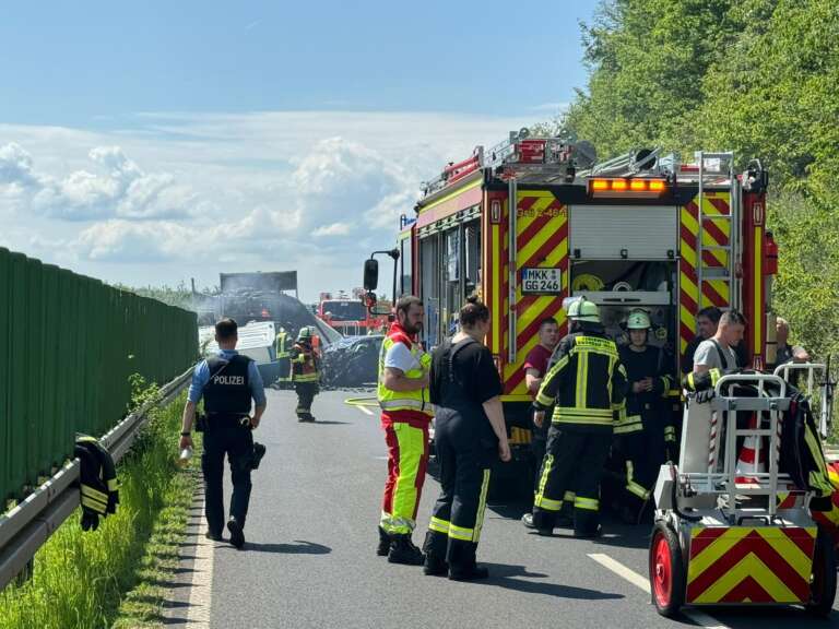 Unfall bei Langenselbold: Pkw-Fahrer tödlich verunglückt