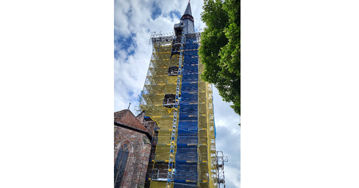 Hösbach: Kirchturmsanierung wird abgeschlossen