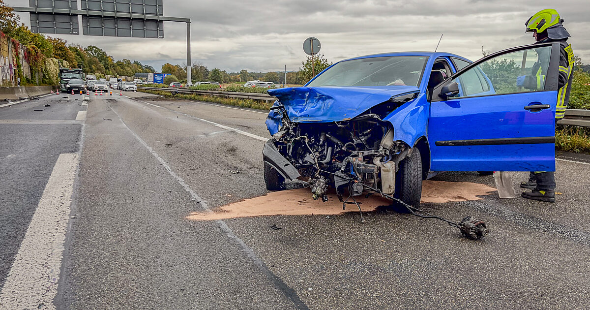 Vollsperrung und Verletzte: Unfall auf der A66 bei Langenselbold