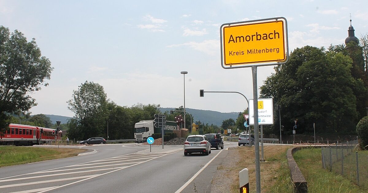 Bahnübergang in Amorbach ab heute voll gesperrt