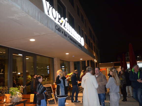 Eröffnung des Restaurant "Vorzimmer" in Bruchköbel